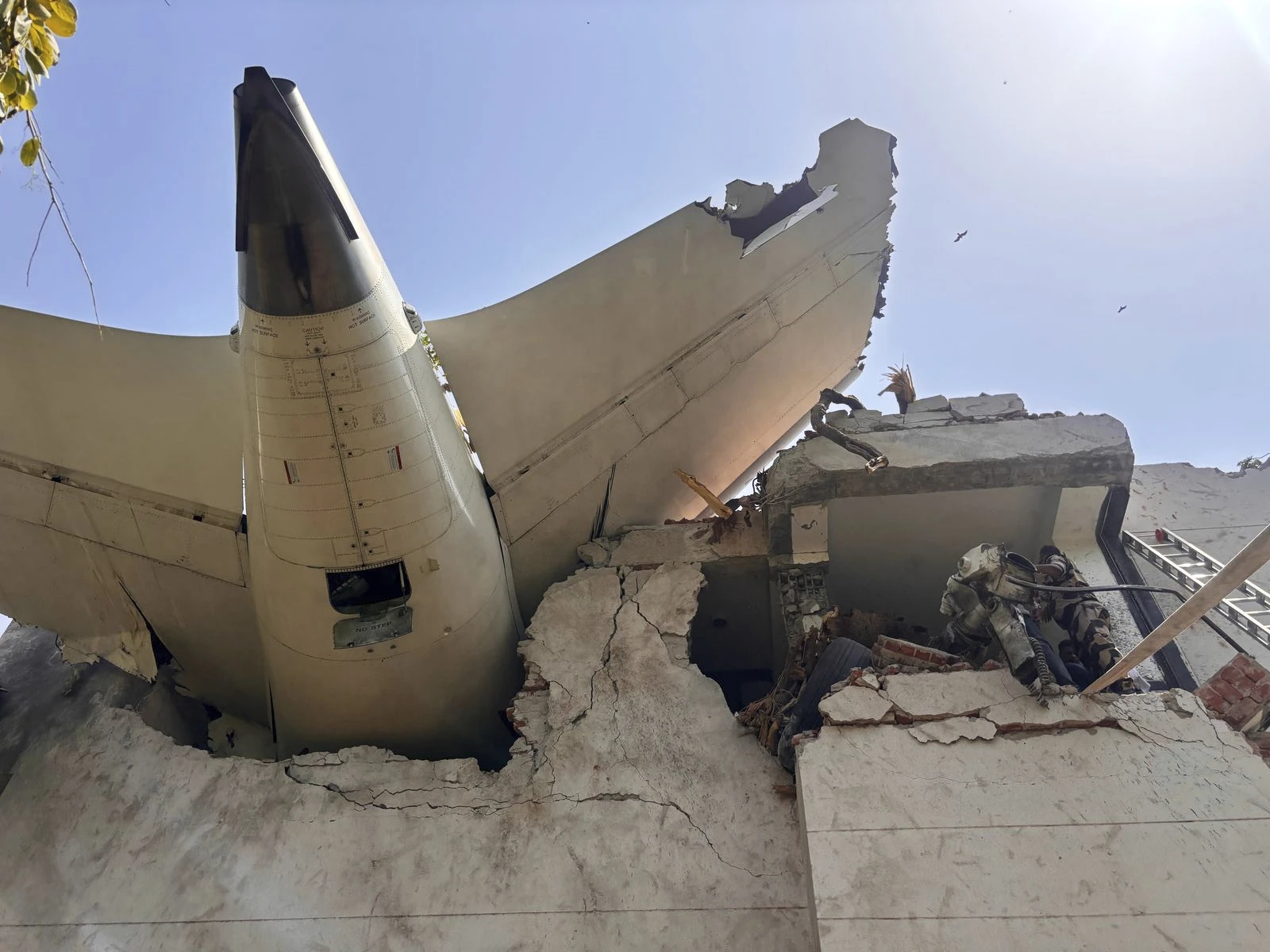 Αεροπορική τραγωδία στην Ινδία με πτήση της Air India: Πάνω από 290 ...